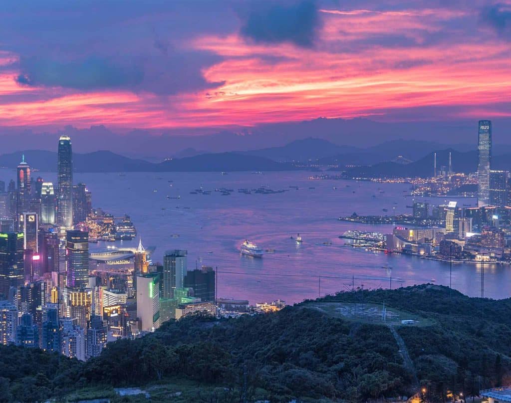 Rooftop Bars in Hong Kong-Don't Miss Them When You Visit - Epic Food